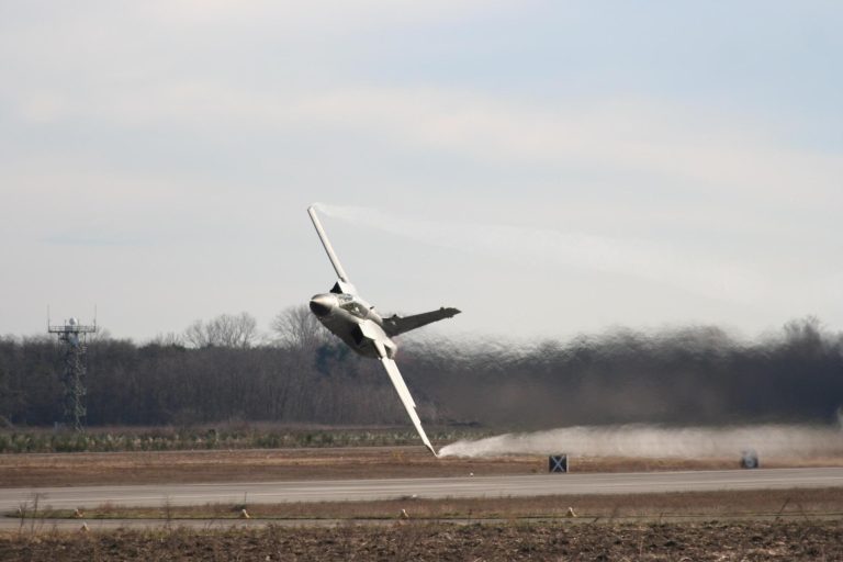 Lockheed Martin's "Dragon Star" Airborne Multi-Intelligence Laboratory ...