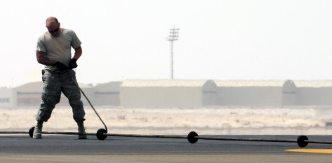 Photo: Tailhook landing....in the desert. By a U.S. Air Force F-15 ...