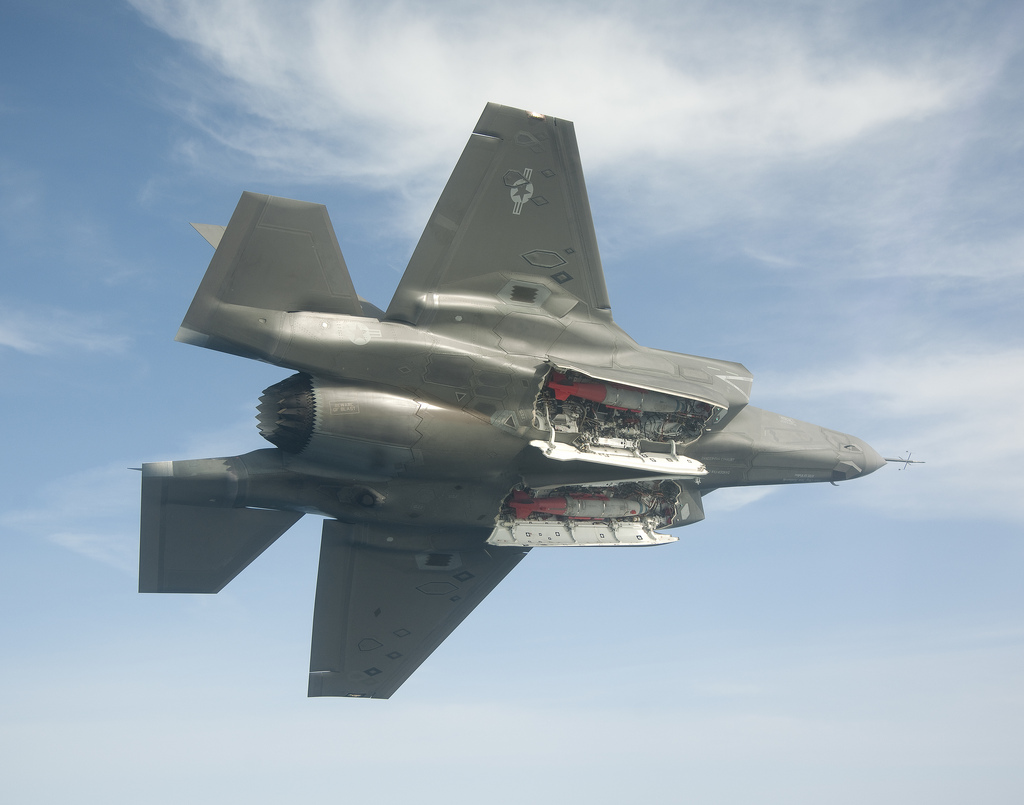 Photo: F-35B with weapons bay doors open - The Aviationist