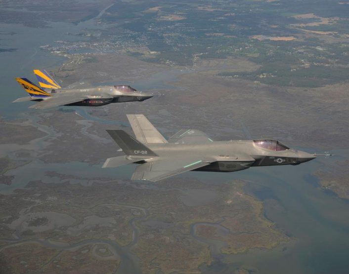 Photo: U.S. Navy Carrier Variant F-35C's first formation flight - The ...