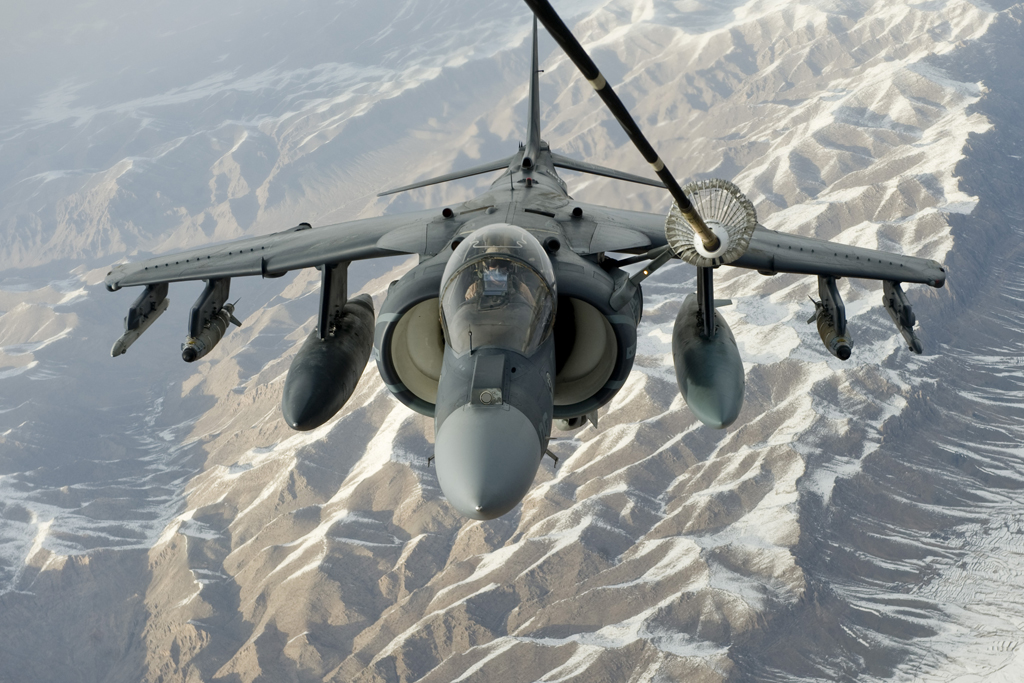 Ex-USMC TAV-8B Harrier Sporting Spanish Navy Markings And Marine Corps ...