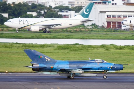 Some of the world's most exotic combat planes: Bangladesh Air Force as ...