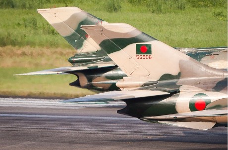 Some of the world's most exotic combat planes: Bangladesh Air Force as ...