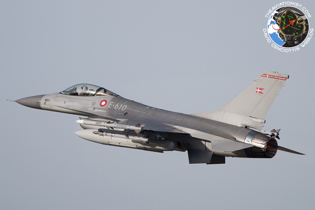[Photo Gallery] Typhoons and F-16s at the Winter Hide 2013 exercise ...