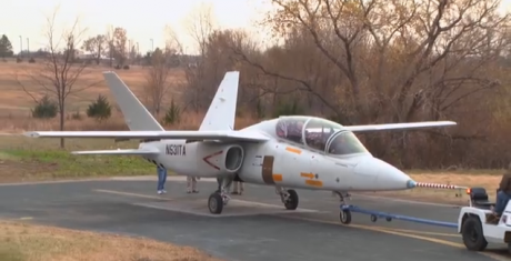 Video of Cessna's low cost Scorpion Tactical Jet's first successful ...