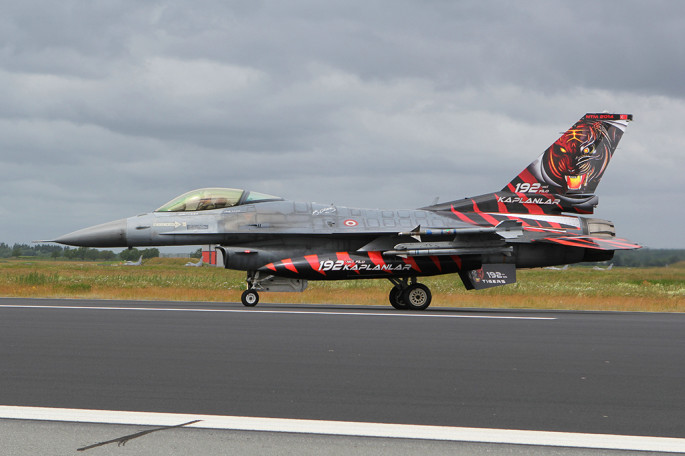 [Photo] French Rafale jets conduct first reconnaissance mission over ...