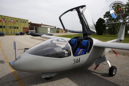 The Italian Air Force has unveiled a new indigenous trainer: the T-344 ...