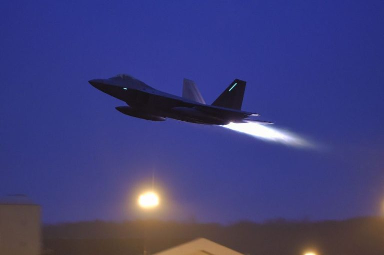 Check out these amazing photos of F-22 Raptors departing Alaska to ...