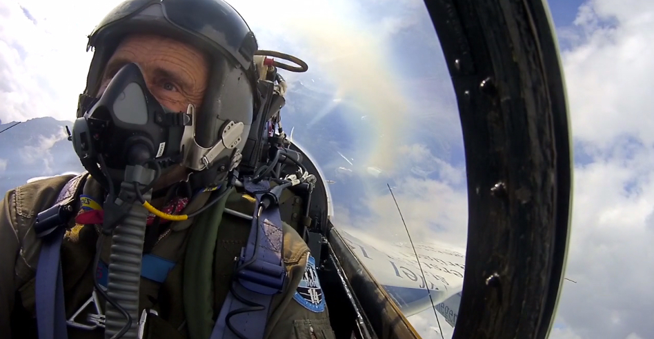 ATAC Civilian Hawker Hunter Crashes Off Honolulu, Pilot Injured During ...