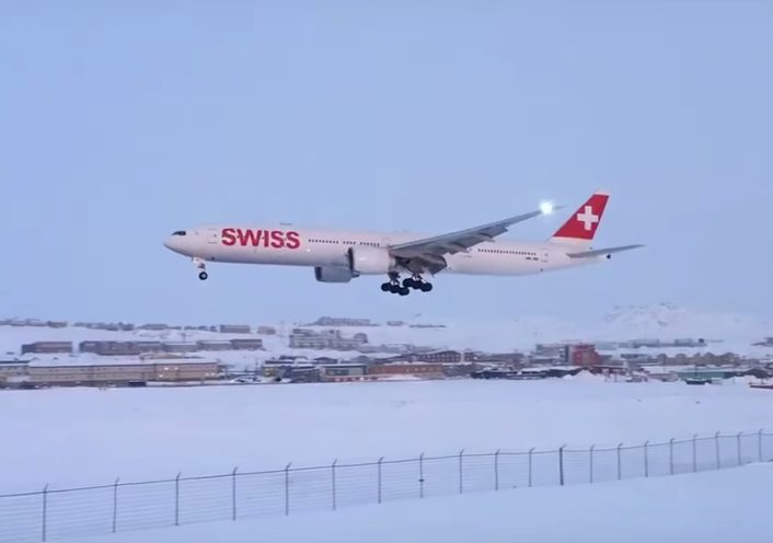 BA038 crash pictures - The Aviationist