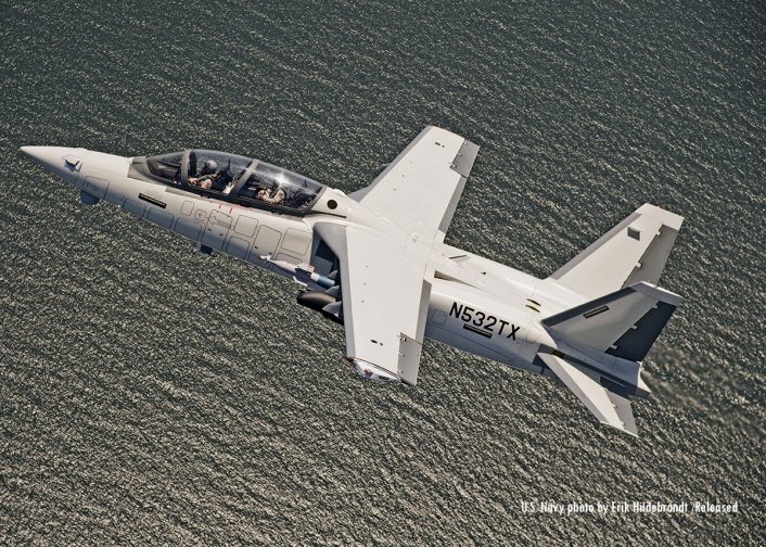 Cessna's Low Cost Scorpion Tactical Jet performs low speed interception ...