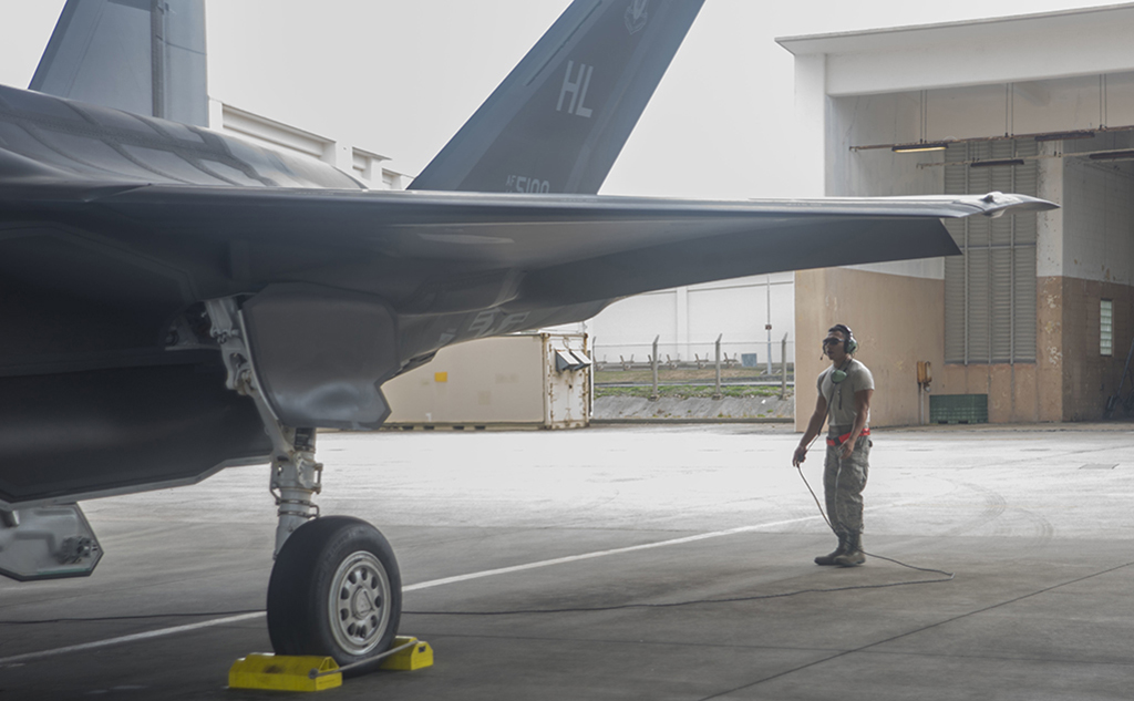 Interesting Photos Show U.S. Air Force F-35A Stealth Jets Deployed To ...