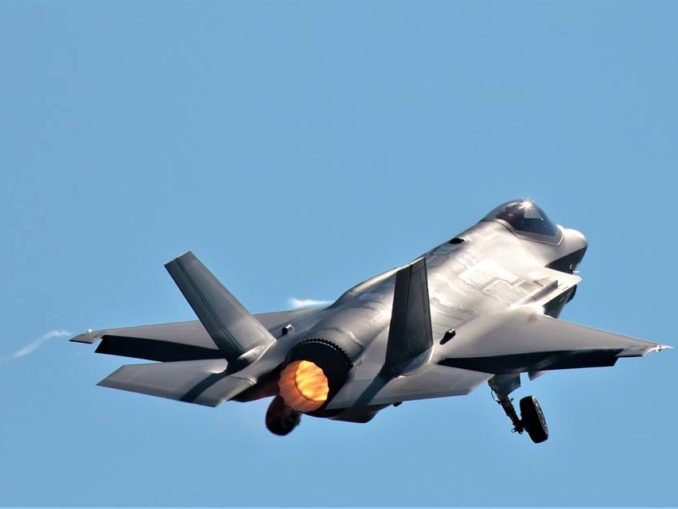 New photos show Eurofighter Typhoon with Storm Shadow cruise missiles ...