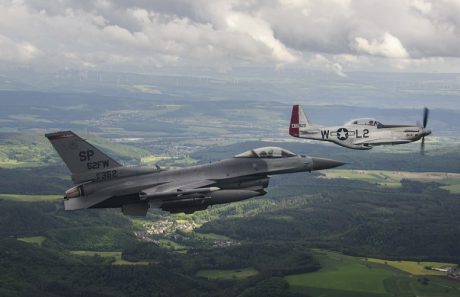 [Report] Iceland Air Meet 2014 at Keflavik airbase - The Aviationist