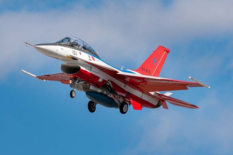 Mitsubishi F-2 "Viper Zero": Japan's Fighter Derived From The F-16 ...
