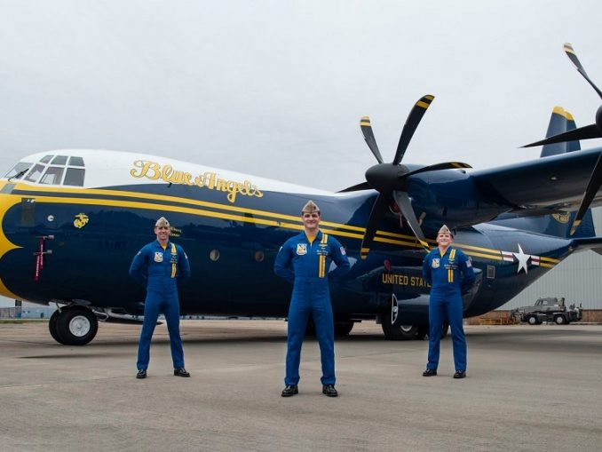 This Is The Most Detailed Walkaround Tour Of A Blue Angels F/A-18C ...