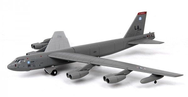 Watch This Incredible Video Of The B-52's Steerable Dual-Bicycle Gear ...