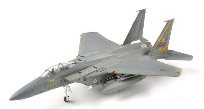 Retired USAF Pilot Breaks Down Nearly All The Buttons In the F-15 Eagle ...