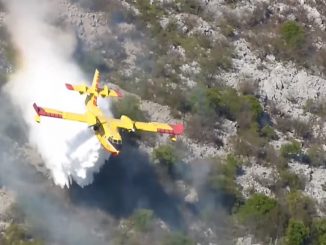Video Shows Three Canadair CL-415 "Water Bomber" Aircraft Picking Up ...