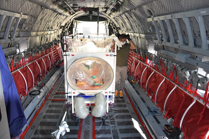 A.T.ISOL Biocontainment System Turns The C-27J Spartan Into A Flying ...