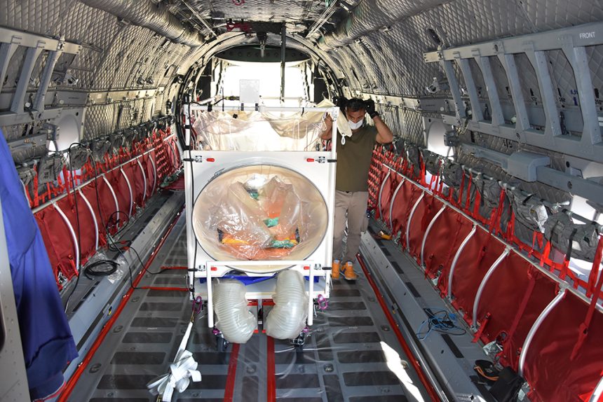 A.T.ISOL Biocontainment System Turns The C-27J Spartan Into A Flying ...