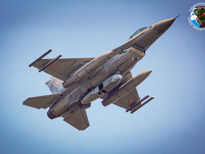 First F-16 Block 70 Jet Makes Maiden Flight - The Aviationist