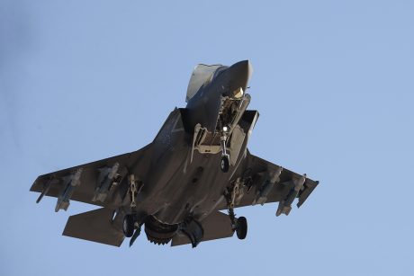 Check Out These New Photos Of The Italian F-35A and B Flying Together ...