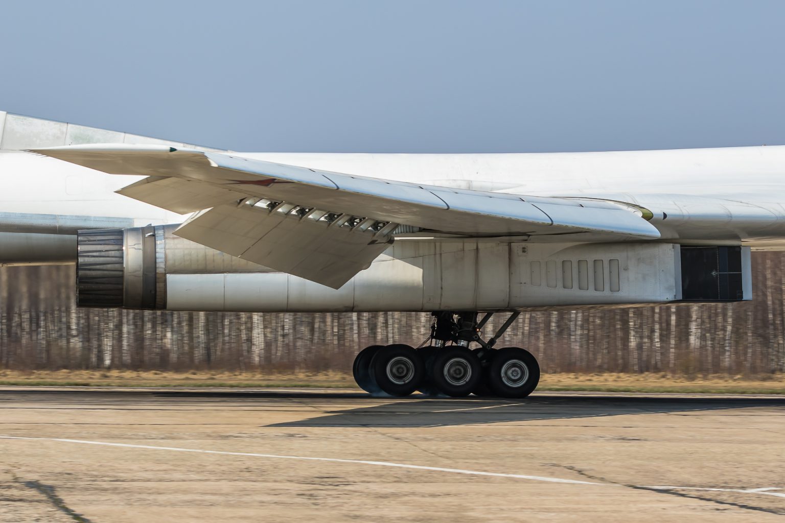 Russia's Upgraded Tu-160M2 Makes First Flight With New NK-32-02 Engines ...