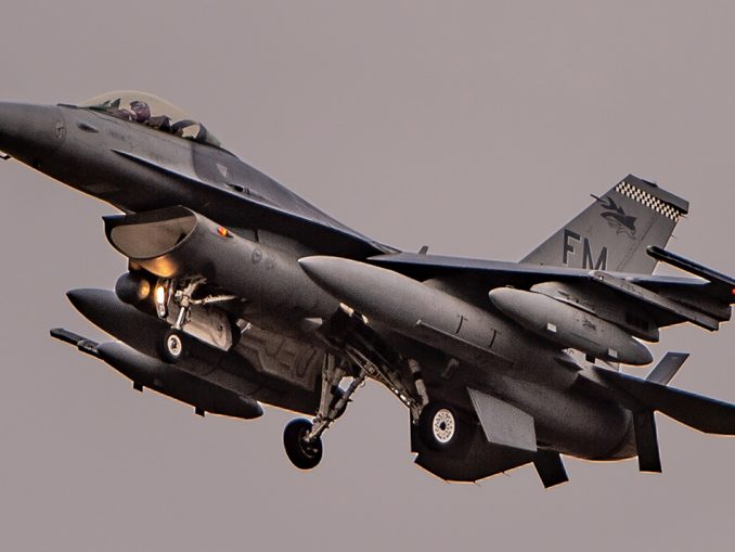 The U.S. Army Is Qualifying New Units To Fly The UH-60 With The ...