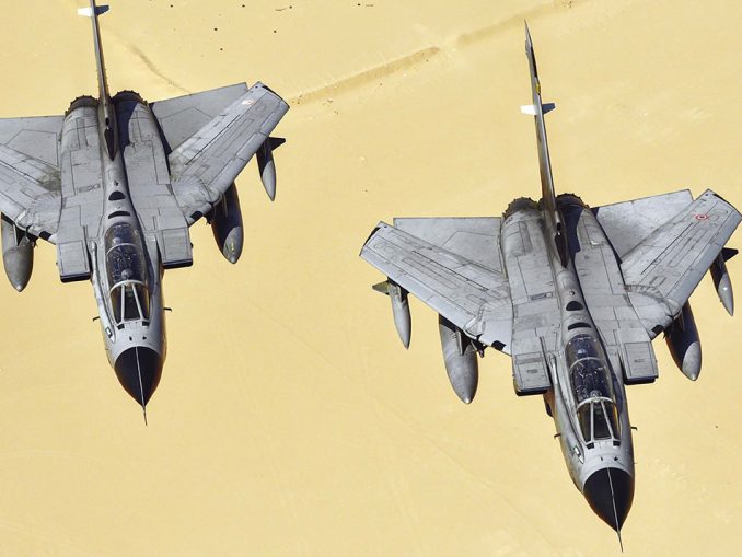 New photo shows Eurofighter Typhoon carrying Storm Shadow cruise ...