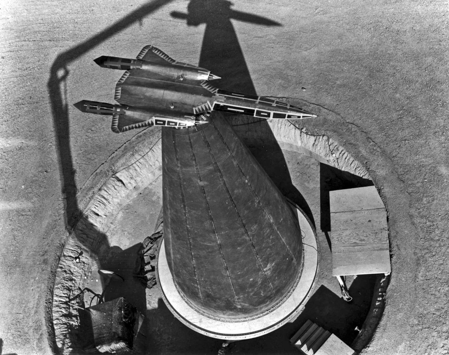 Check Out These Fascinating, Declassified Photos of The A-12 Oxcart RCS ...