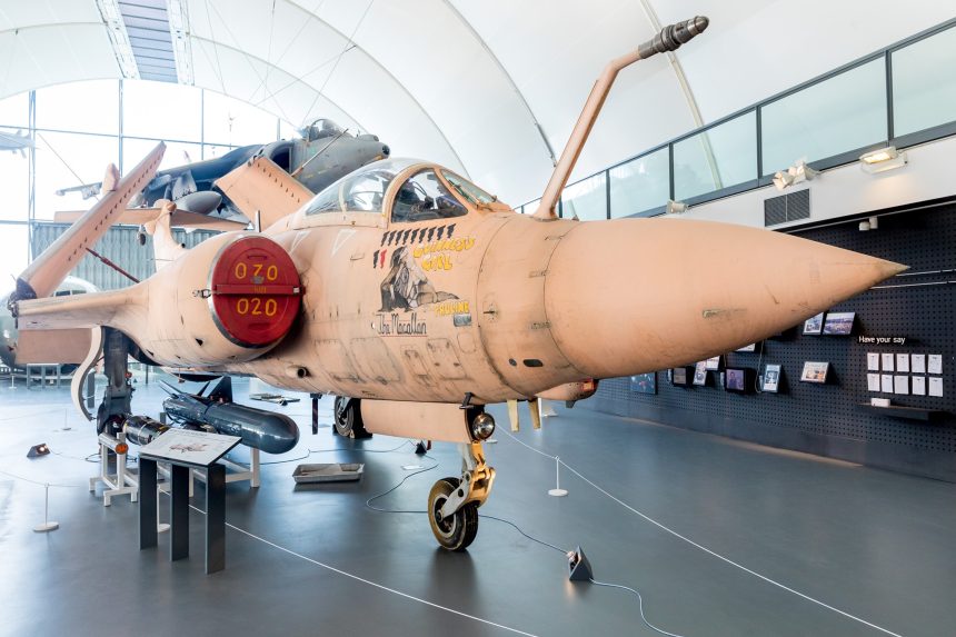 30 Years Ago RAF Buccaneer Bombers Carried Out Their First Mission in ...