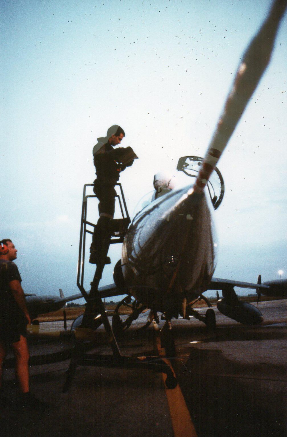 Tales From The Cockpit: Formation Aerobatics With The F-104 Starfighter ...