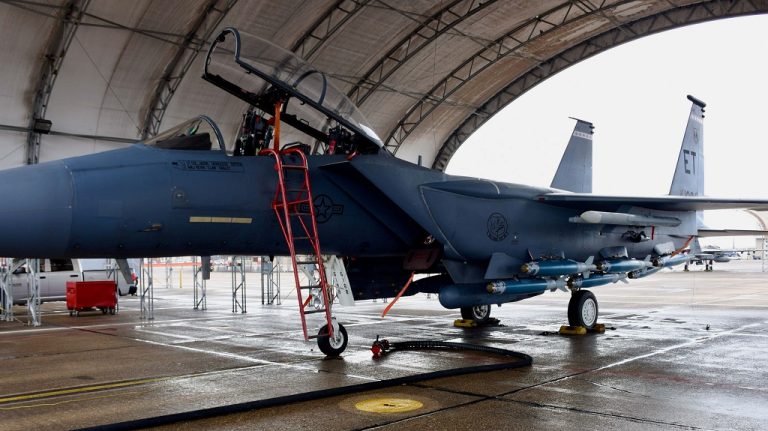 F-15E Strike Eagle Tests “Bomb Truck” Configuration Capable Of Carrying ...