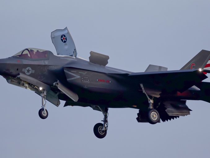 All RDAF F-16 Fighting Falcons Are Getting Have Glass V Color Scheme ...