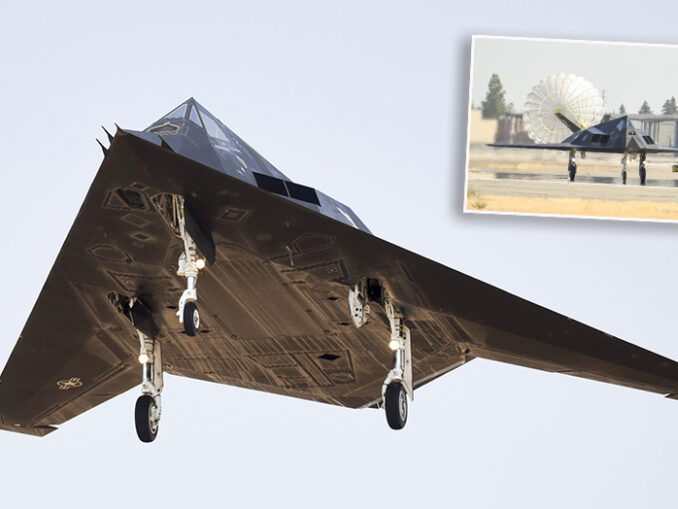 These Photos Prove F-117 Stealth Jets Still Fly at Tonopah 6 years ...