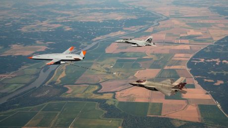 MQ-25 Stingray Tests Move Forward With First F-35C Lightning II Air-To ...