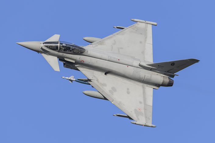 Let’s Focus On The Italian Air Force Air Displays At The Rivolto ...