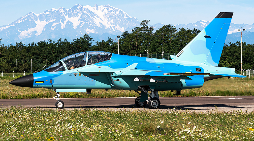 M-346 Crashes During Test Flight In Northern Italy. One Of The Two Crew ...
