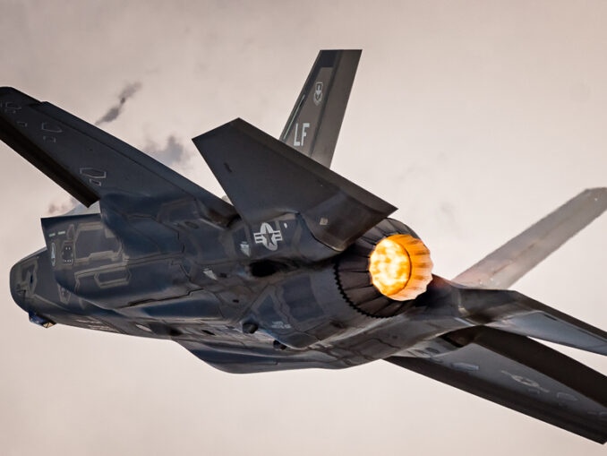 Photo: F-35B with weapons bay doors open - The Aviationist