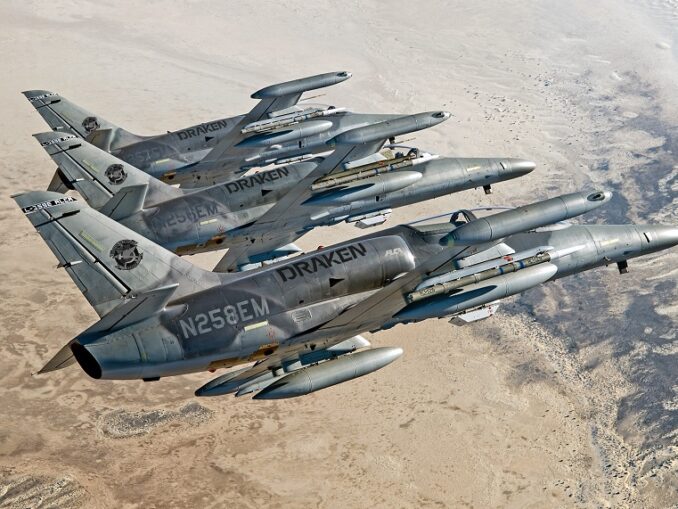 New Photos Show The Rare Heavily Modified B-707 Operated By MIT as a ...