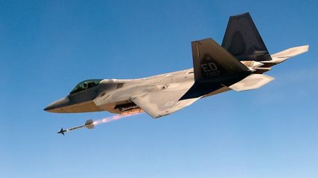 F-22 Raptor Photographed With New Stealthy External Fuel Tanks - The ...