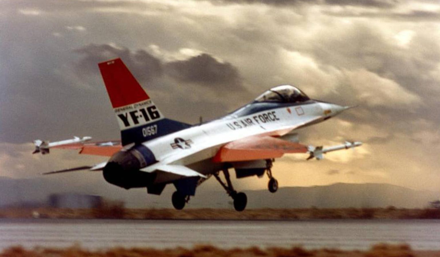The F-16 Viper Demonstration Team Unveils New Retro 50th Anniversary ...