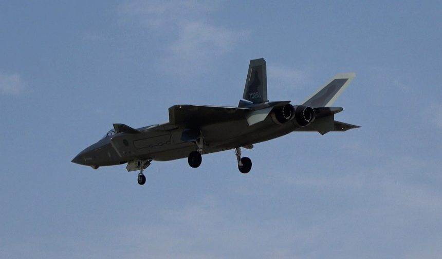 Rare High-Rez Photos Of Chinese J-10 And J-20 Fighters Right Off The ...