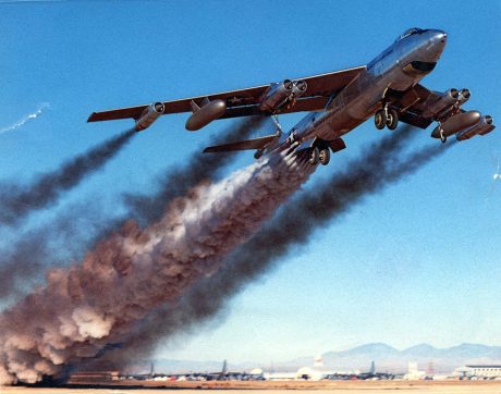 65 Years Ago Today: The Man Who Flew A B-47 Under The Mighty Mackinaw ...