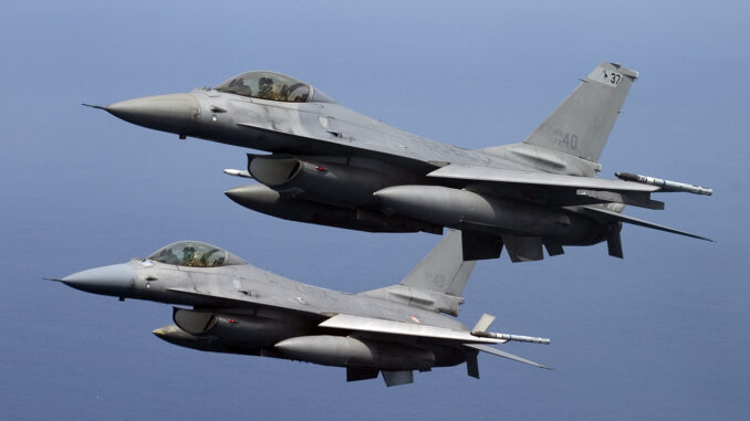 Italian Vipers: The Story Of The F-16 Fighting Falcon In Italian Air ...