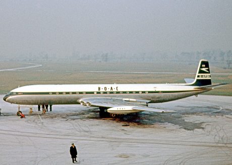 The de Havilland Comet at 75: From Troubled Jetliner to Military Icon ...