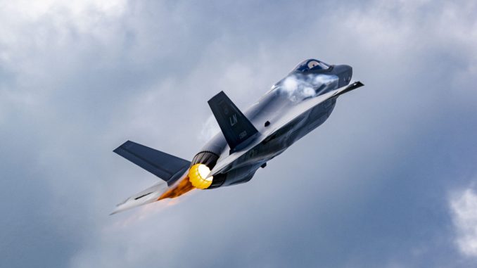 Lockheed Martin Delivers F-35 with Long Awaited TR-3 Software Upgrade - The Aviationist