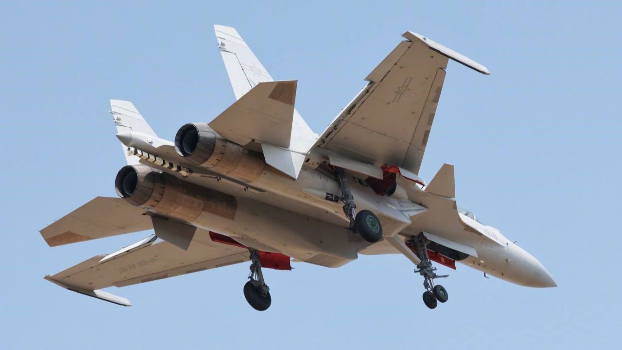 A Breakdown of the PLA Navy’s Catapult-Launched J-15T Unveiled ahead of ...