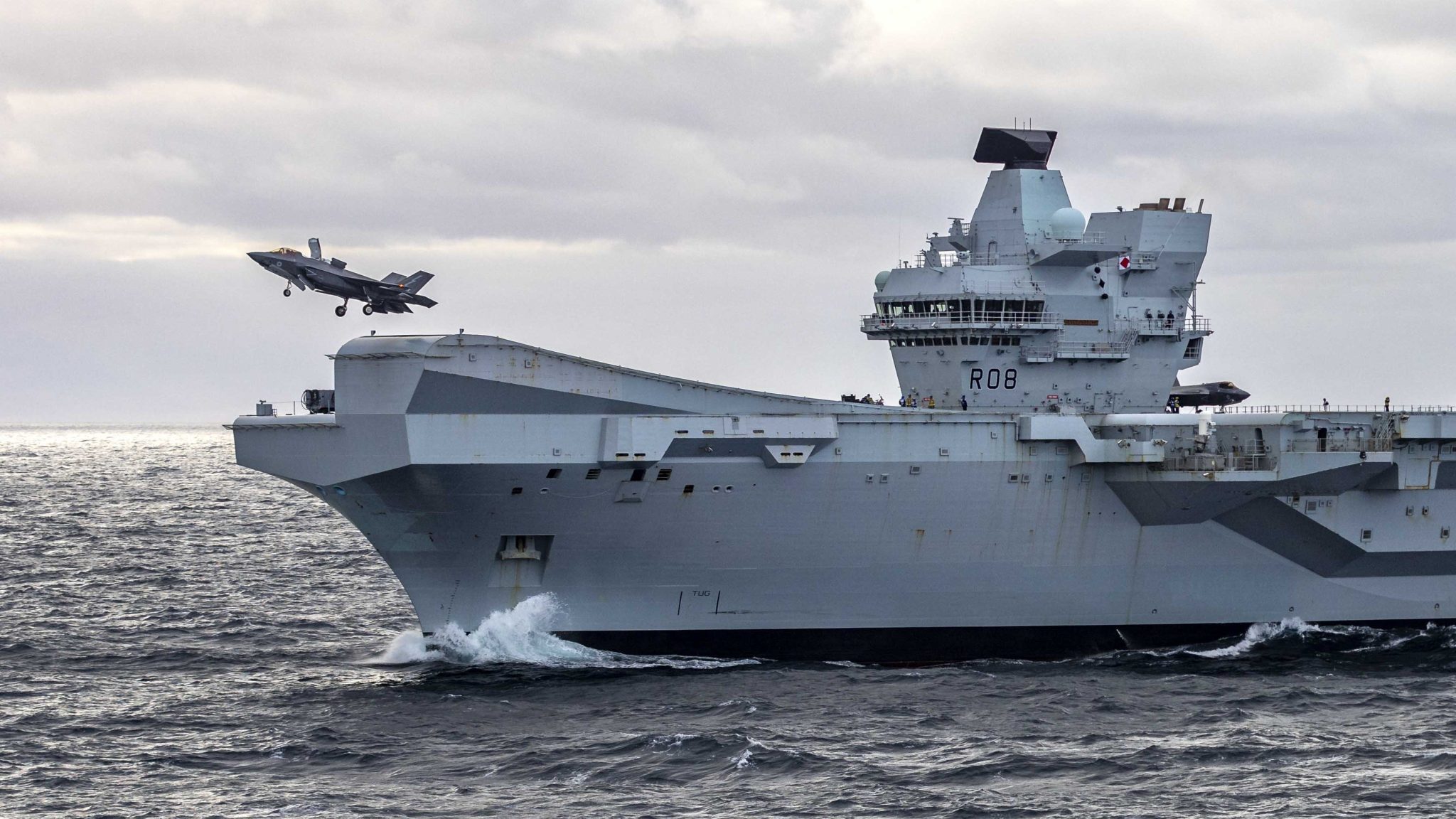 Suspicious Drone Spotted Near HMS Queen Elizabeth Aircraft Carrier ...